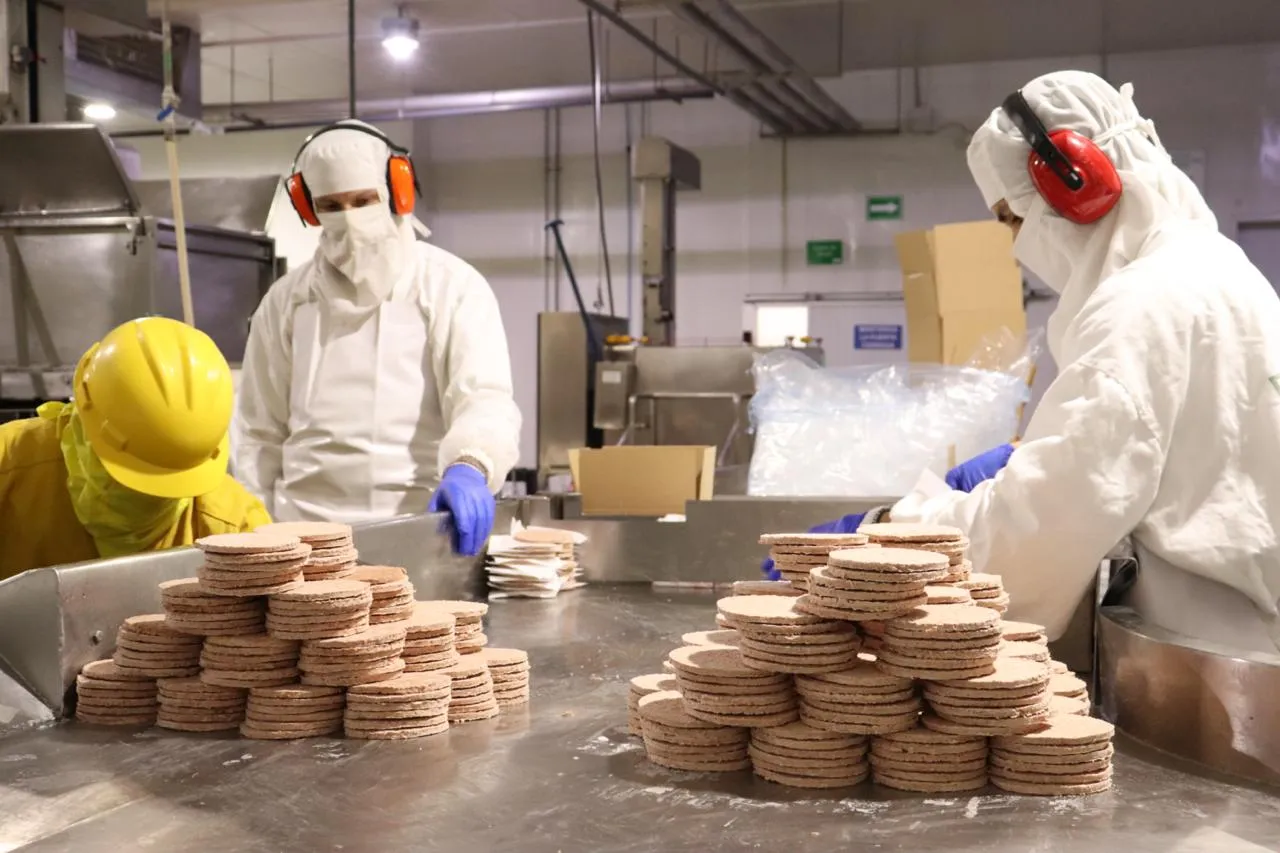 CoopeMontecillos alcanza su 60 aniversario como mayor exportador ...